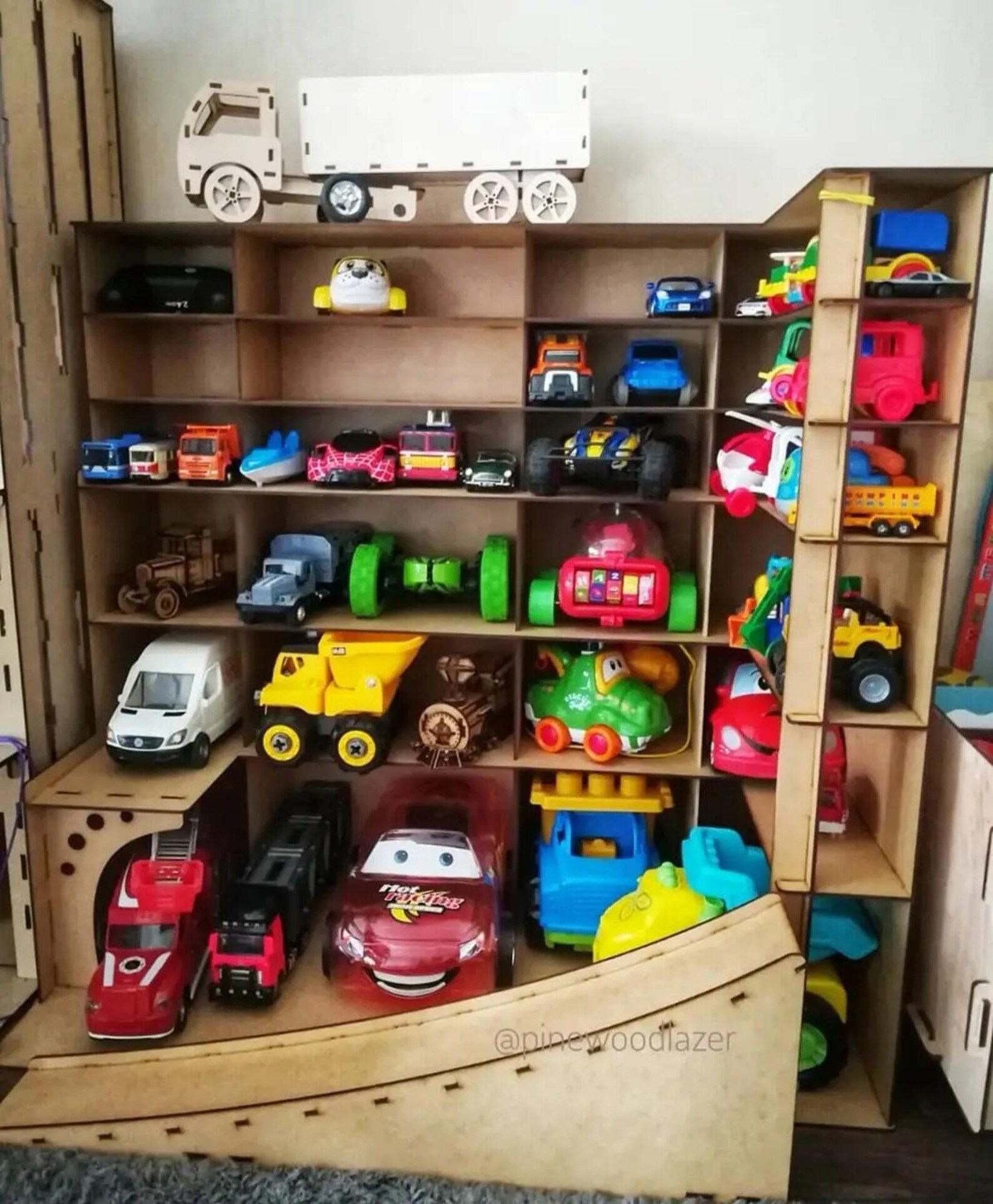 Personalized Wooden Toy Car Parking Garage: Multi-level Kids Playset - Etsy