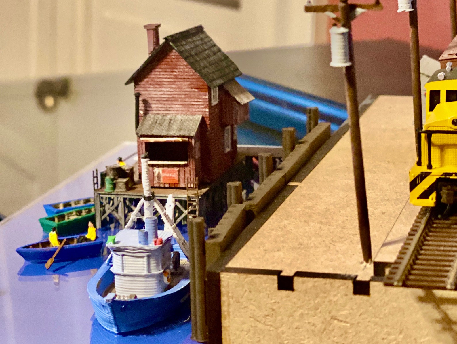 N Scale KIT Charlie's Bait & Tackle - Model Railroad Train - Snugg ...