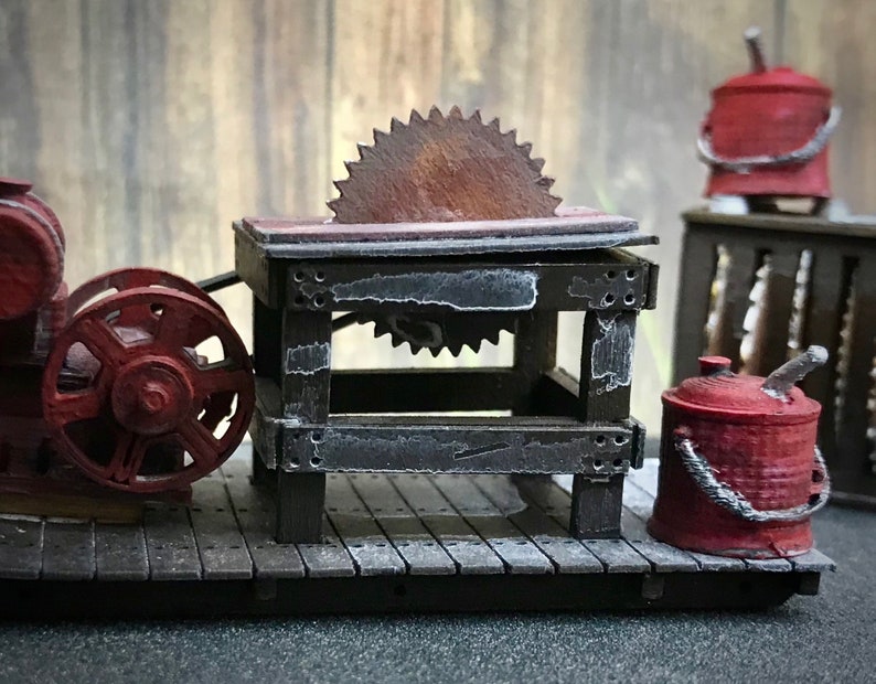 O/on30 Scale Workshop Scene Gasoline Powered Table Saw, Saw Blade Caddy ...