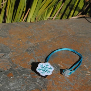 Snowflake - Hearing Aid Cord or Cochlear Implant Cord - Etsy