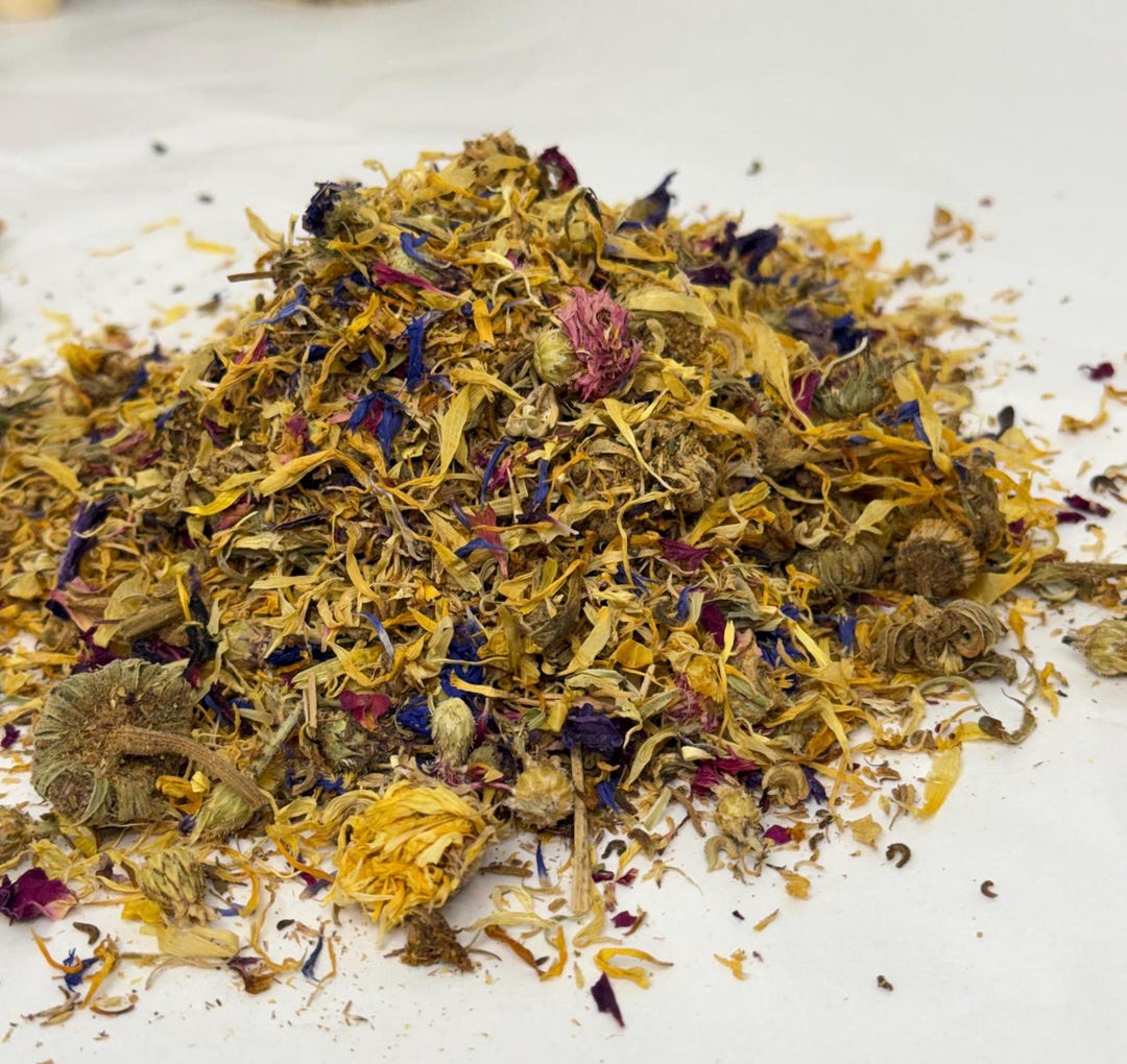 Yellow Petal Mixed Forage for Small Animals - Etsy