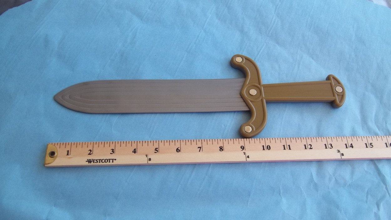 Peter Pan Dagger 14" Plastic Toy Knife With Sheath and Belt for Your ...