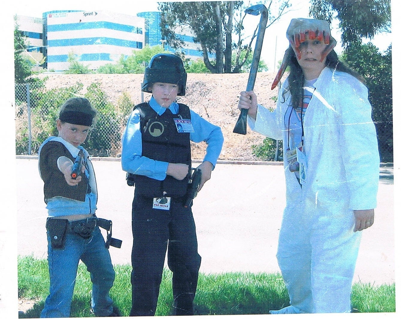 Half Life Cosplay Scientist Costume Pieces Black Mesa ID, Neck Tie and Lab Coat All Sizes Small ...