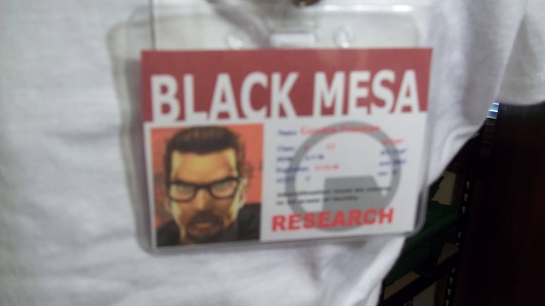 Black Mesa ID Badge for Half Life Cosplay Research Scientist or Security or Any Custom Idea You ...