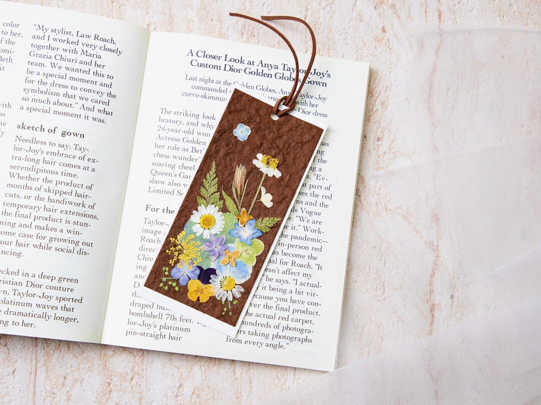 Pressed Flower Bookmark: Handmade Dongba Paper Botanical Gift - Etsy