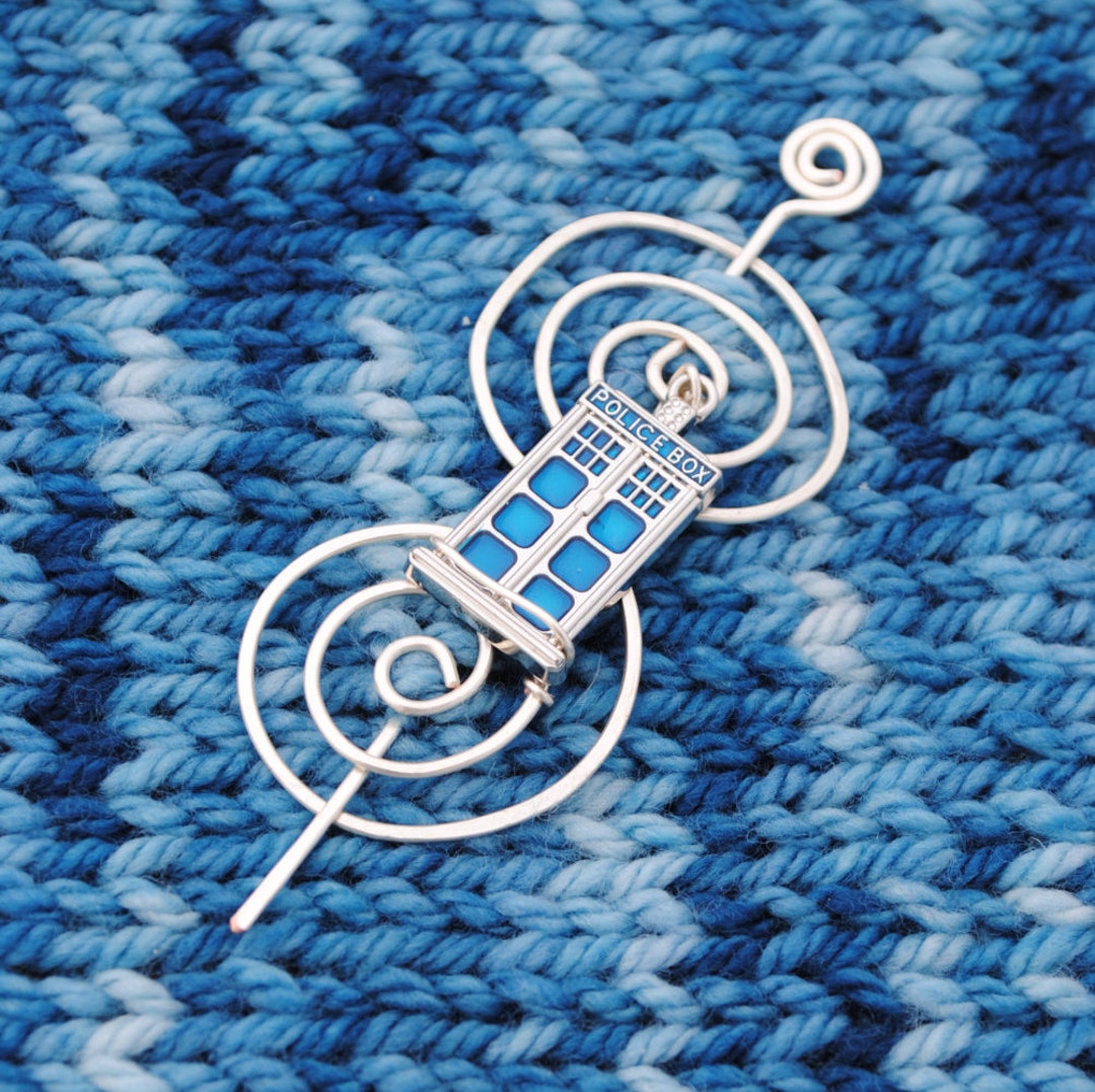 Tardis Shawl Pin or Scarf Pin Inspired by Doctor Who - Etsy