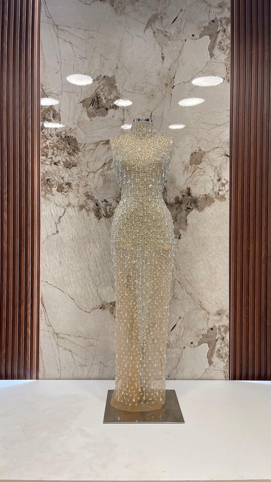 Suknia luksusowa | Suknia ślubna i balowa | Kryształki i strasy | Forma ...