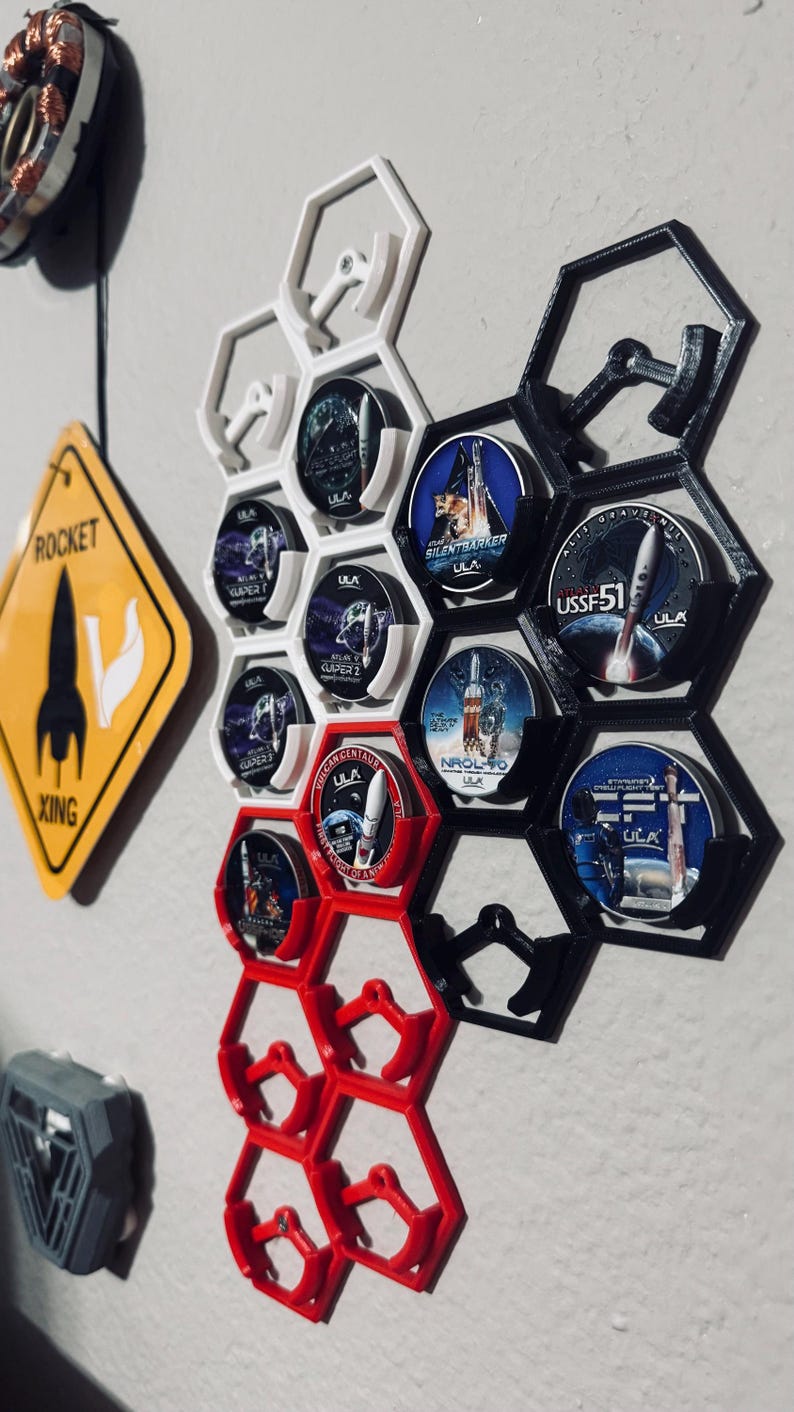 42mm Honeycomb Challenge Coin Wall Display (42mm Coins) - Etsy