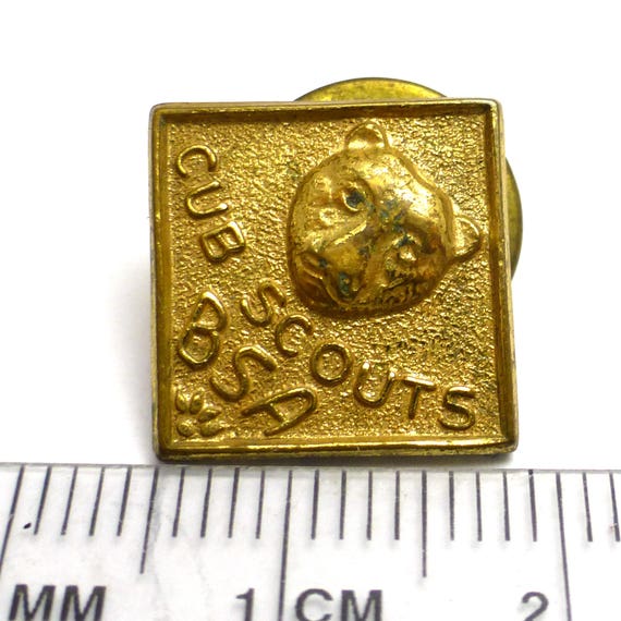 1960's Cub Scout BSA Uniform Pin Wolf Cub Troop Leade… - Gem