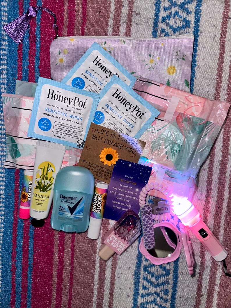 Kit para la primera menstruación para niñas – Set de regalo menstrual ...