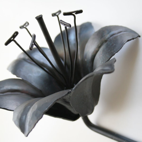 Metal Flower - Etsy