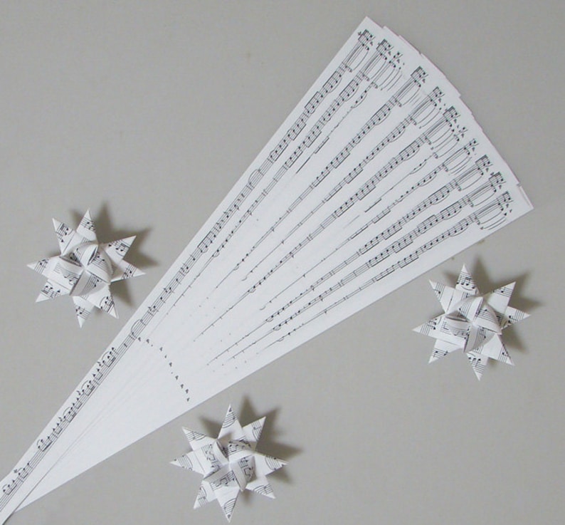Musical Notes Patterned Paper Strips for Making Moravian German Stars ...