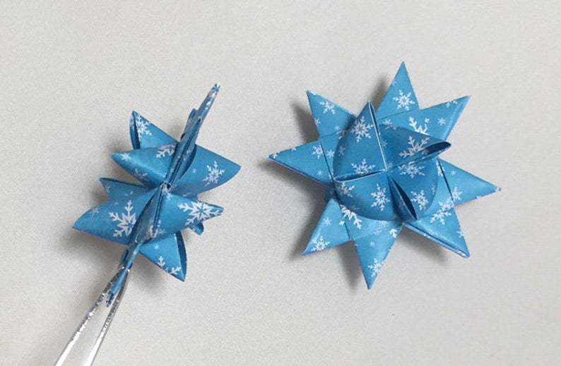 Snowflake Patterned Paper Strips for Making Moravian (german) Stars ...