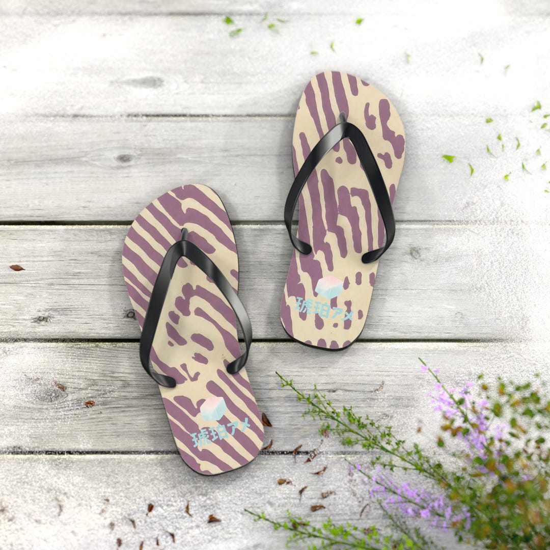 Japanese Wave Pattern Flip Flops, Women's Traditional Design ,with Shop ...