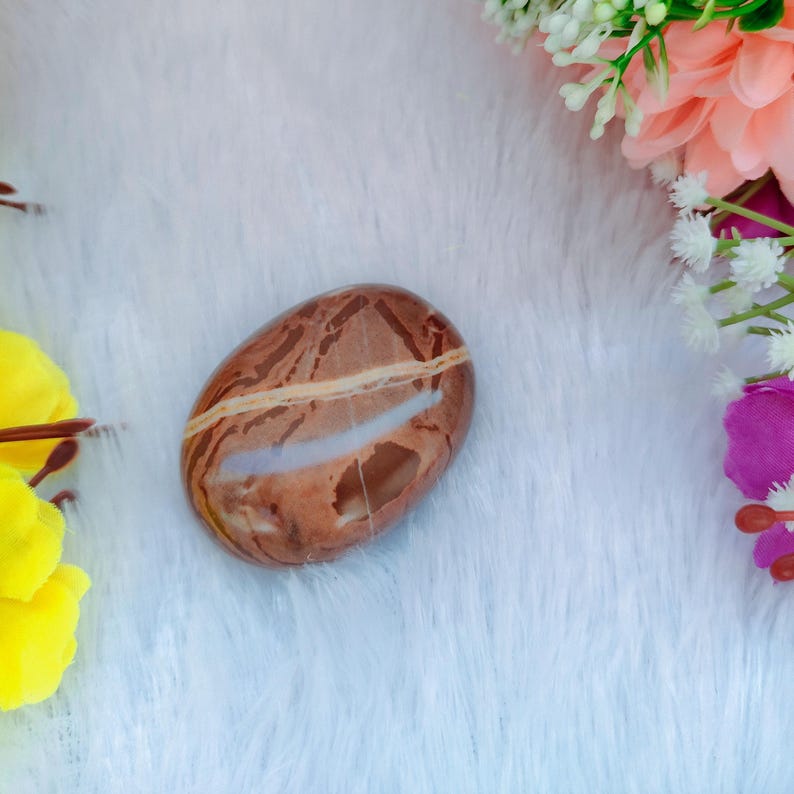 Natural Chocolate Jasper Crystal Palm Stone 58 Mm | Polished Agate ...