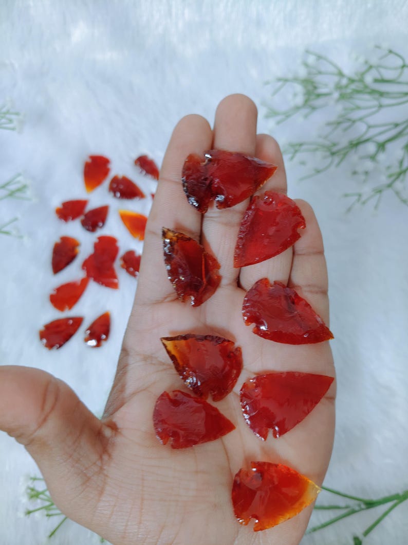 Hand Carved Red Obsidian Glass Arrowhead – Mini Crescent Point - Etsy UK