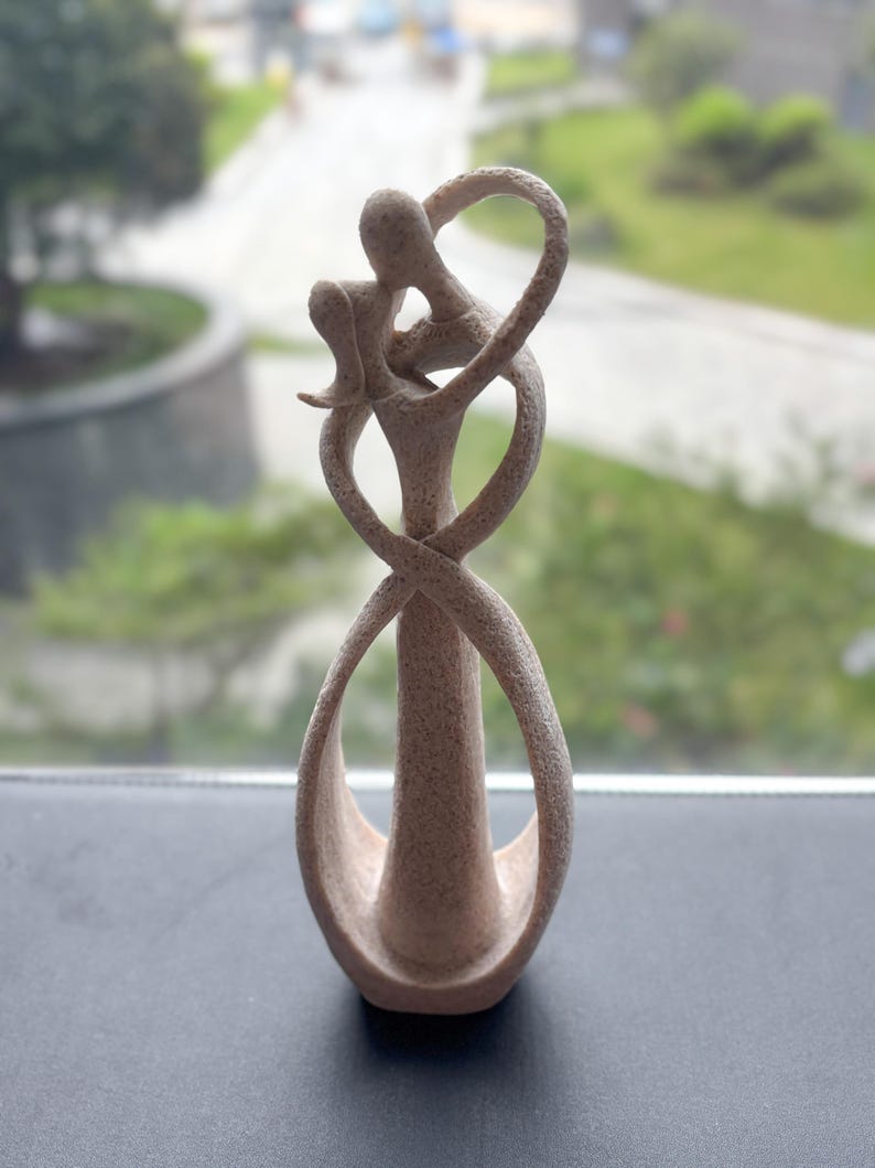 Abstract Resin Couple Sculpture: Modern Romantic Figurine - Etsy