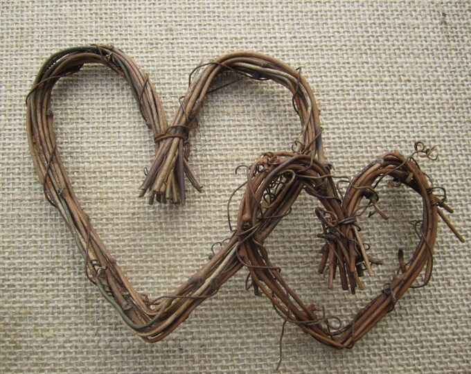 Grapevine Twig Heart Wreaths - Etsy