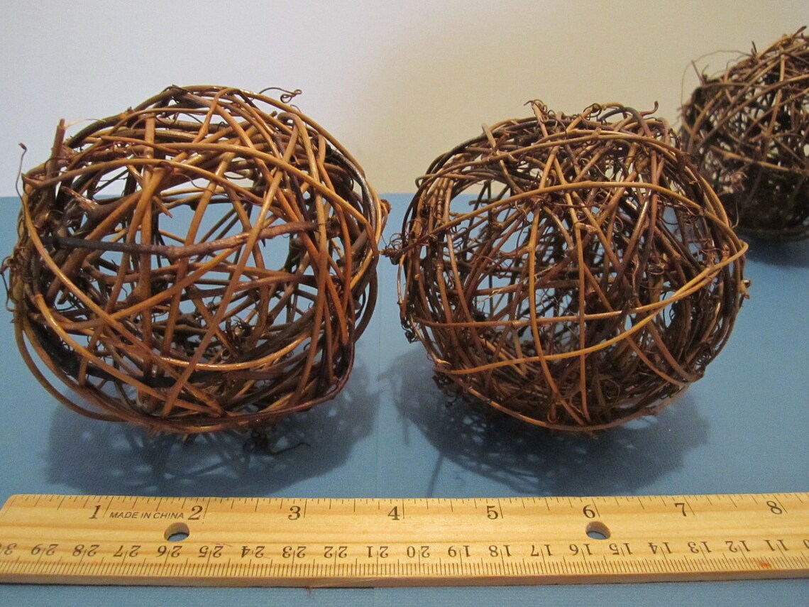 Grapevine / Twig Balls 4 / 10cm Brown Set of 3 | Etsy