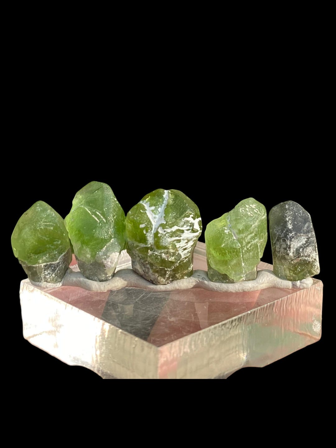Terminated Olive Green Peridot Crystals - for Decor and Jewelry Supply ...