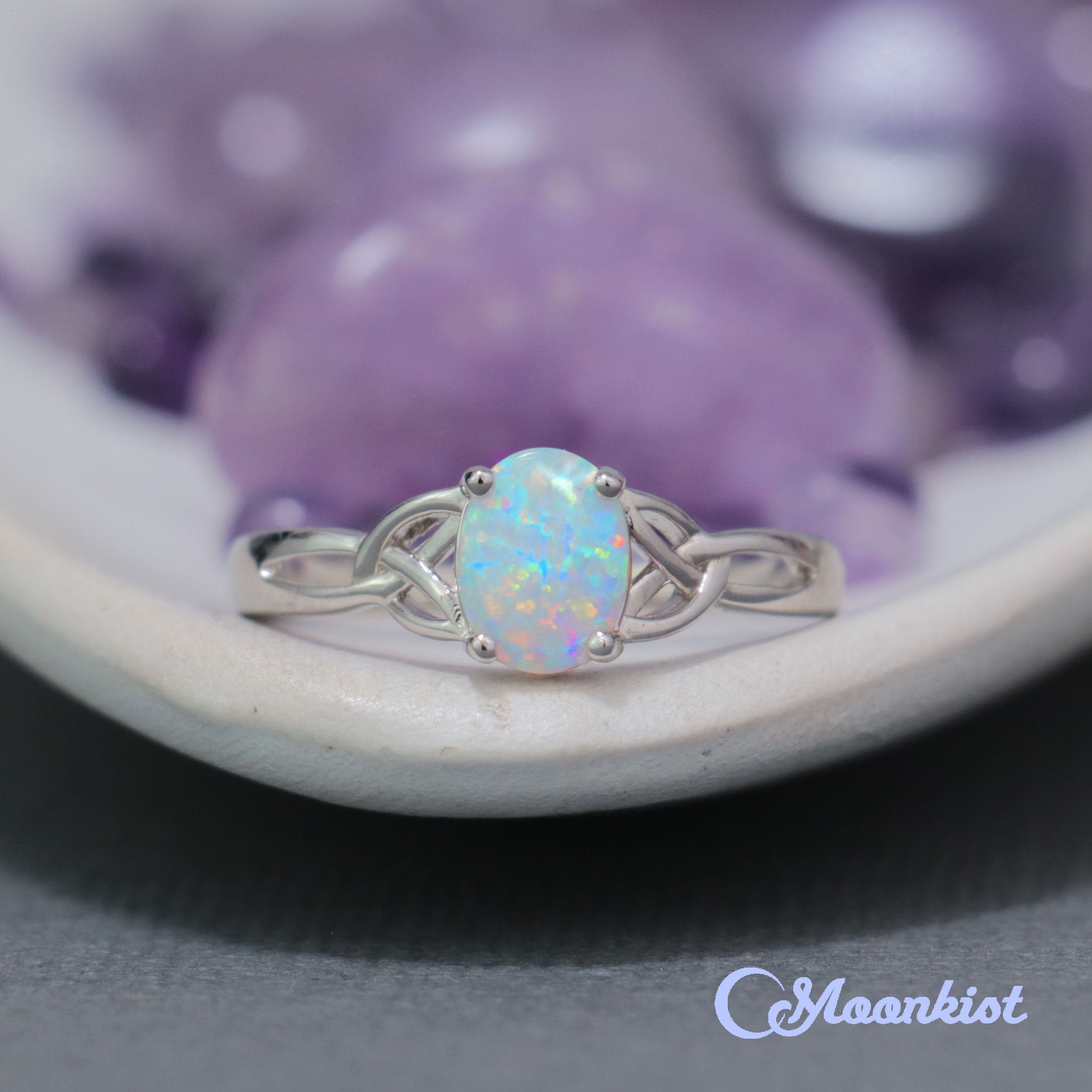 WeiBer Opal keltischer Ring Sterling Silber Opal Ring Oval Opal Ring fur Frauen keltischer Knoten Versprechen Ring Mondkist Designs Etsy