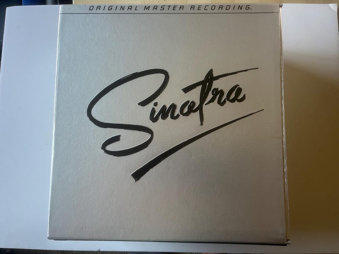 Frank Sinatra: 16 Original Master Recordings, Limited Edition Vinyl Box ...