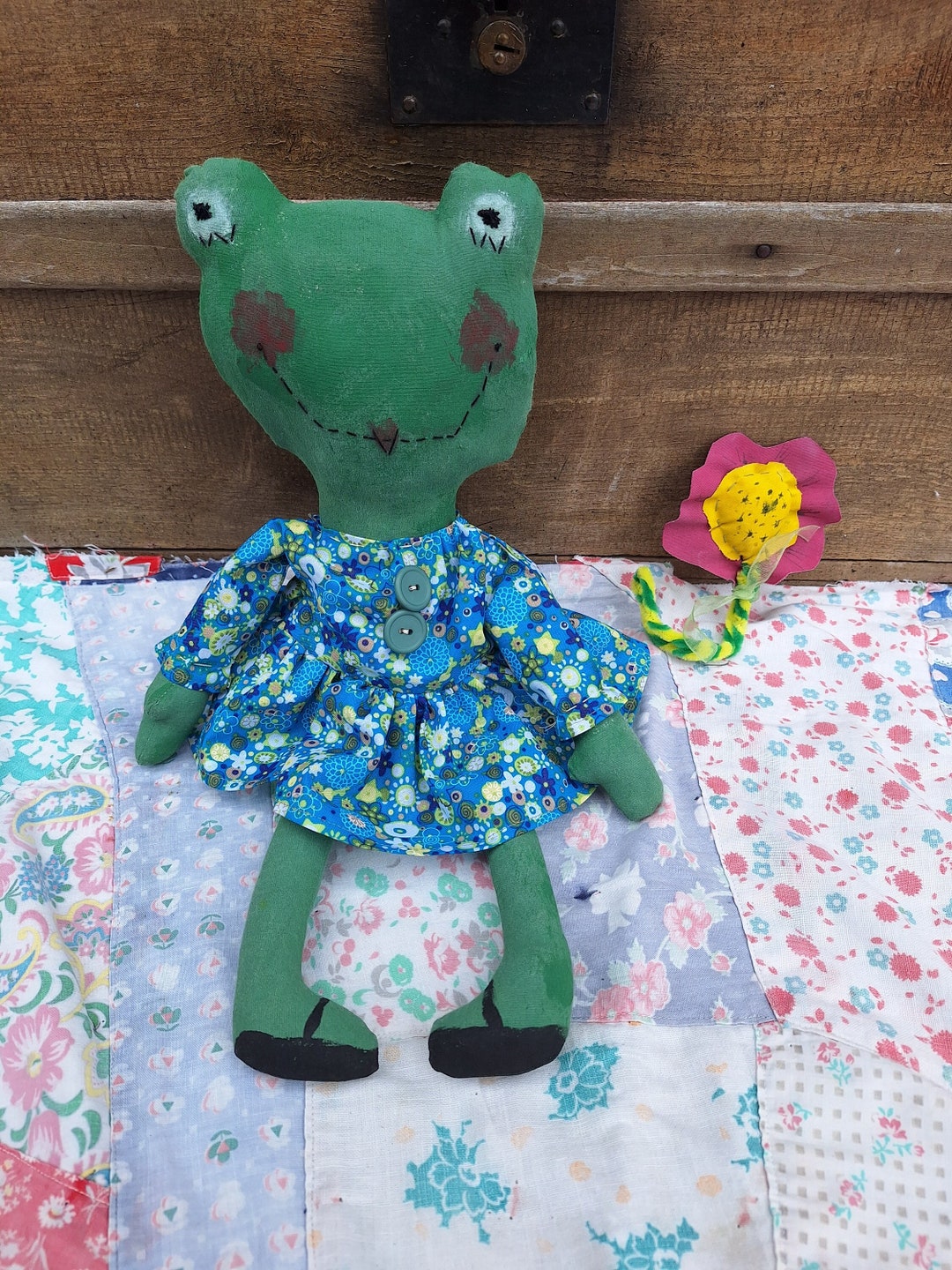 Handmade Cloth Frog With Flower, Shelf Sitter, One of a Kind, Floral ...