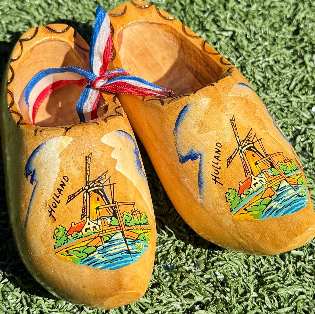 Vintage Holland Wooden Clogs • 4.5” Hand-painted Windmill Miniature ...