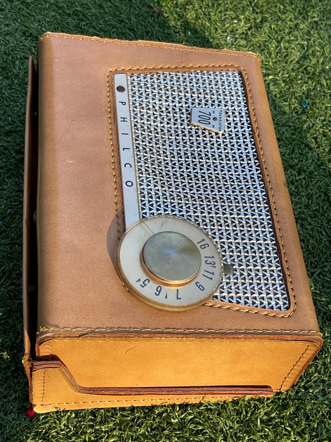 Vintage Philco Transistor 700 Portable Radio Model T100-124 – Leather ...