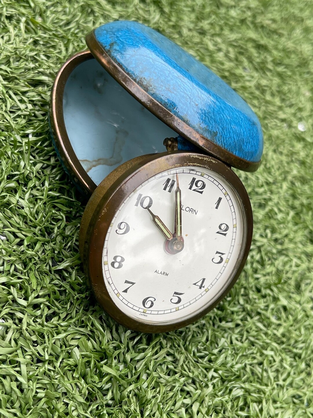 Vintage FLORN Japan Travel Alarm Clock – Blue Clamshell Case, Wind-up ...