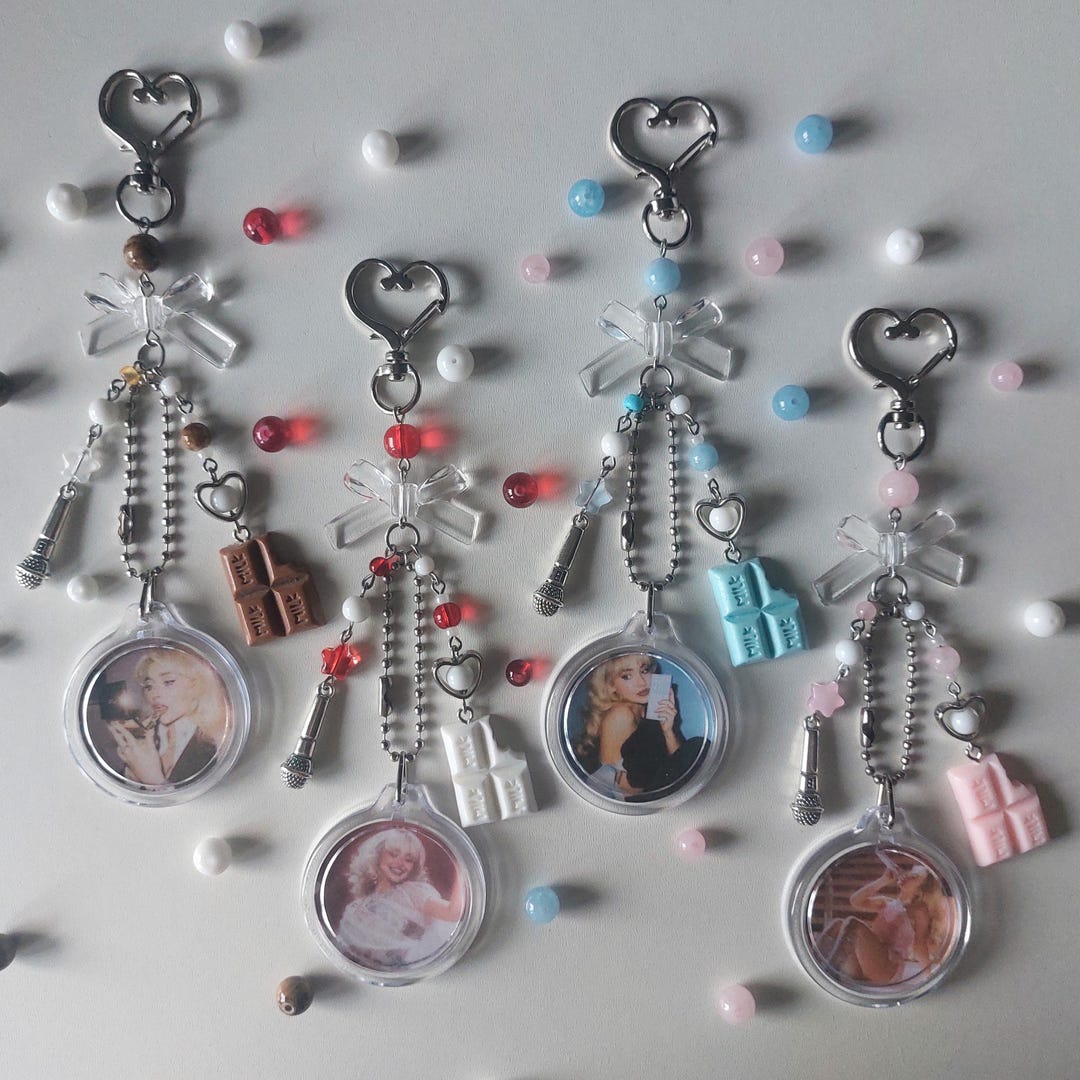 Sabrina Carpenter Perfume Keychain, Sabrina Carpenter Fanmerch ...
