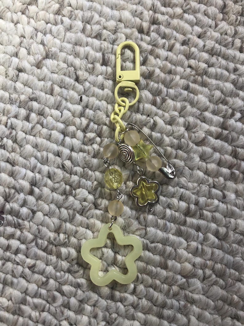 Colorful Keychains Rainbow Options Red Orange Yellow Green Blue Purple ...