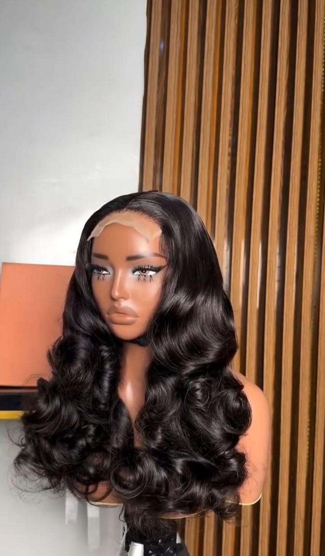 Hair Type - SDD Vietnamese Layer Bounce Wig-volume-300gram-length-20 ...