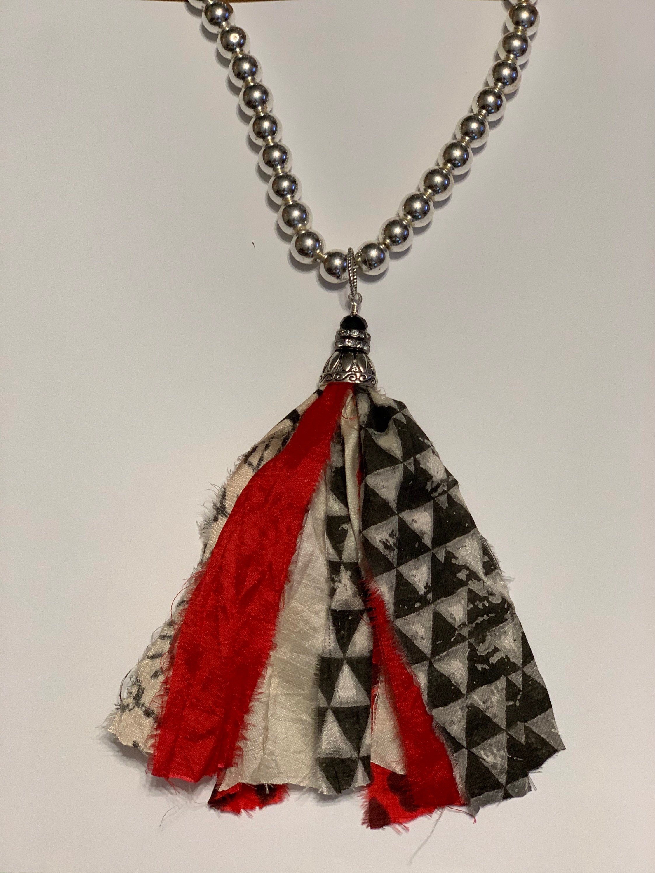 Tassel Sari Silk Fabric / Fleur de Lis / Interchangeable Tassel - Etsy.de