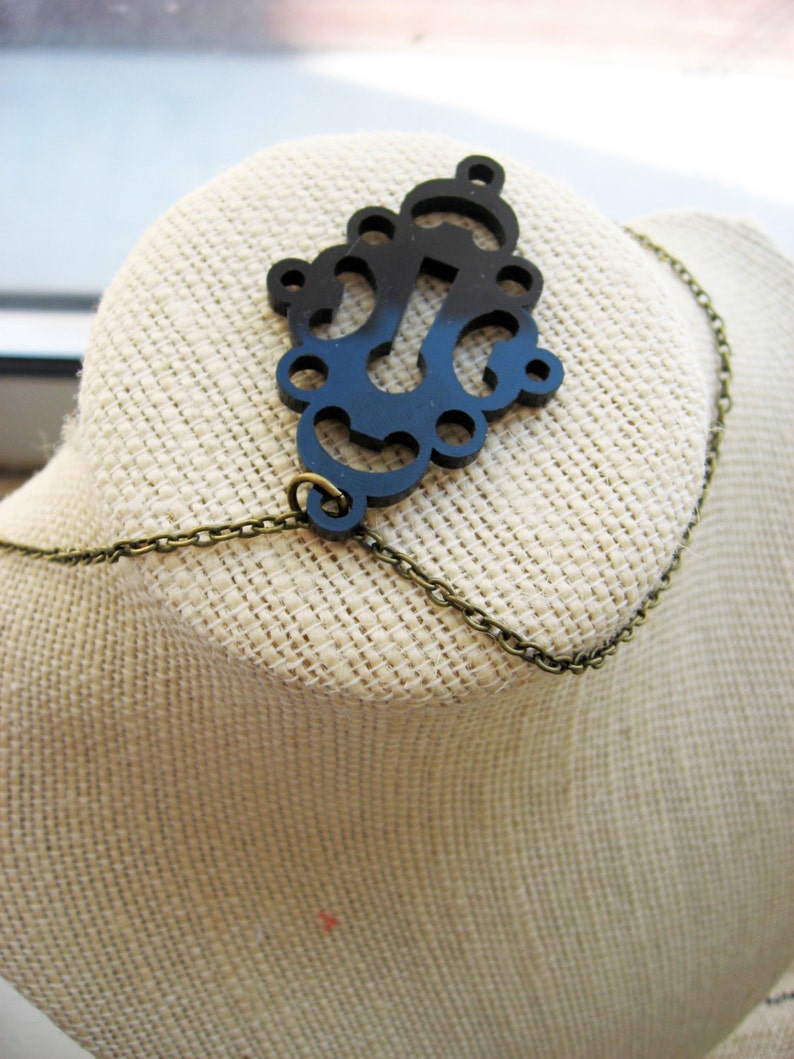 Vintage Style Black Keyhole Necklace - Etsy