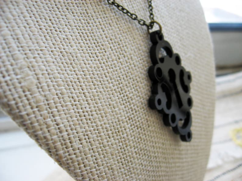 Vintage Style Black Keyhole Necklace - Etsy