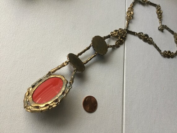 Vintage Chinese decorative pendant necklace. Red whit… - Gem