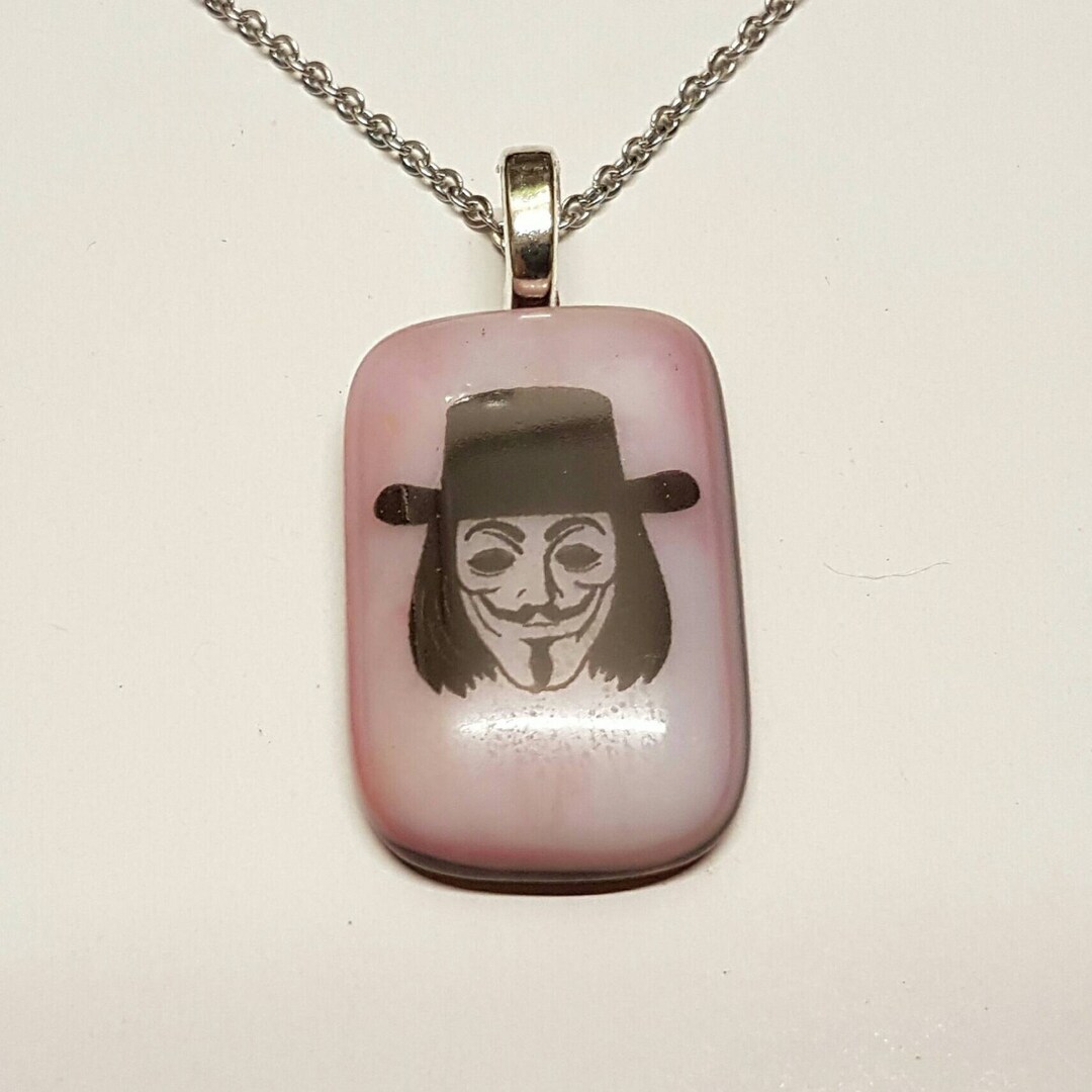 Anonymous "v for Vendetta" Glass Image Pendant - Etsy UK