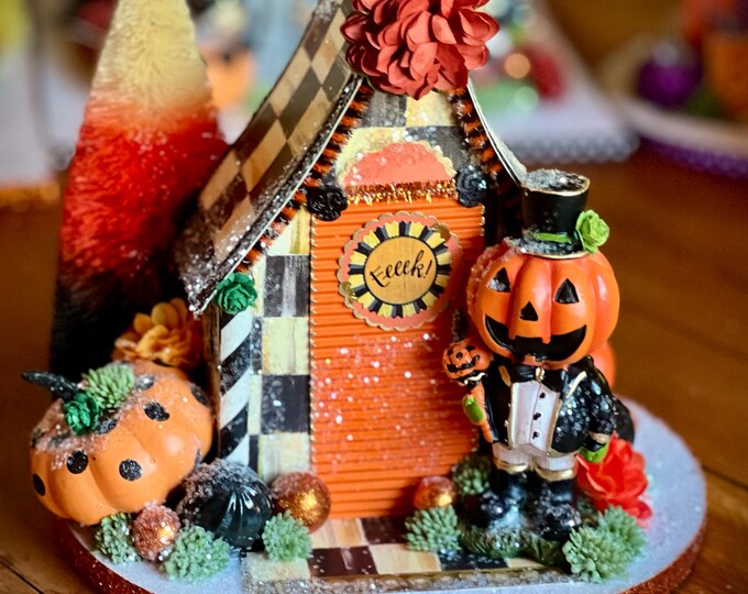 Cutie Halloween House With Jack O Lantern - Etsy