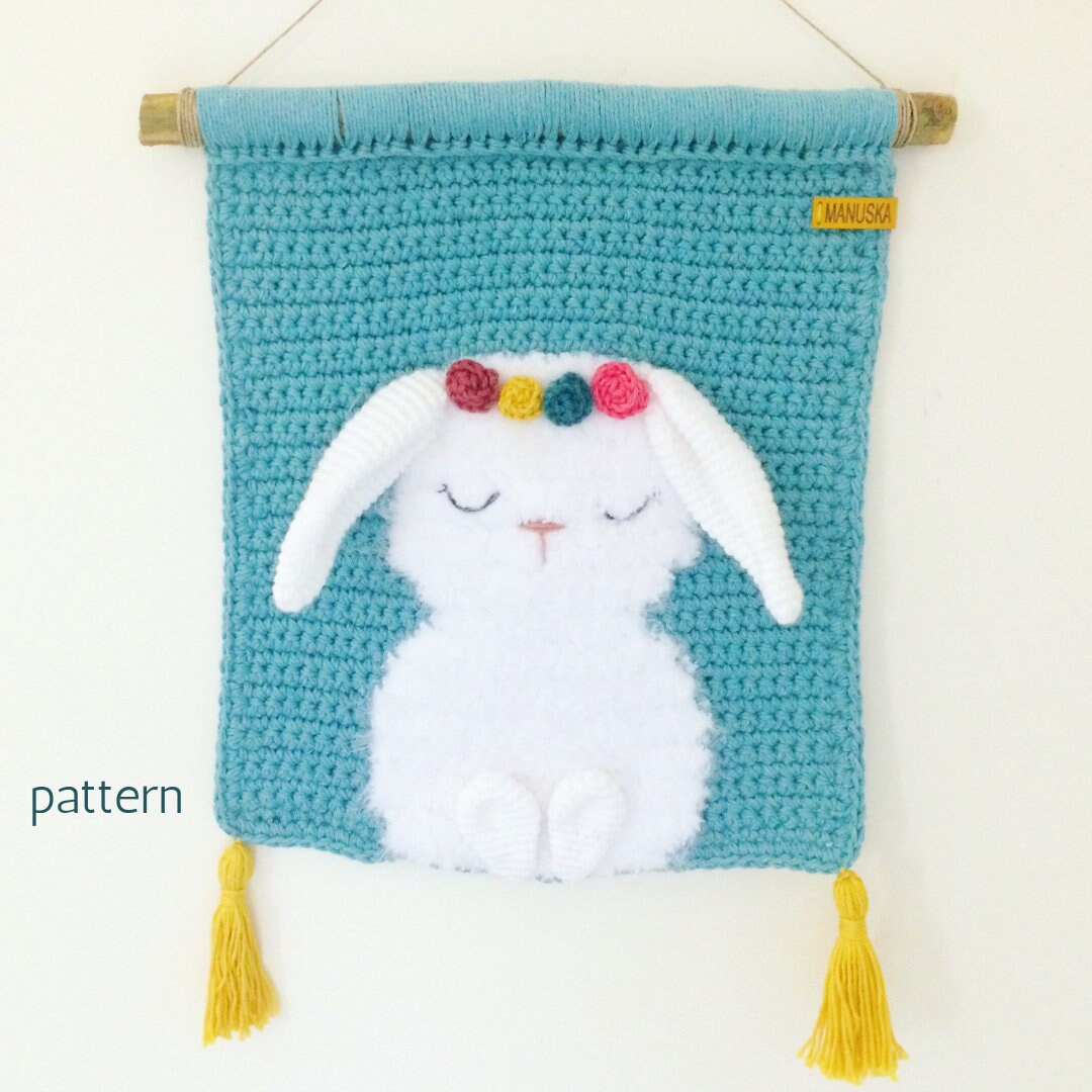 Crochet Bunny Wall Hanging | Wall Hanging Pattern, Crochet Bunny ...