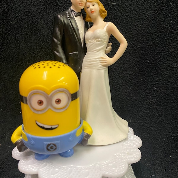 Minion Wedding Cake - Etsy