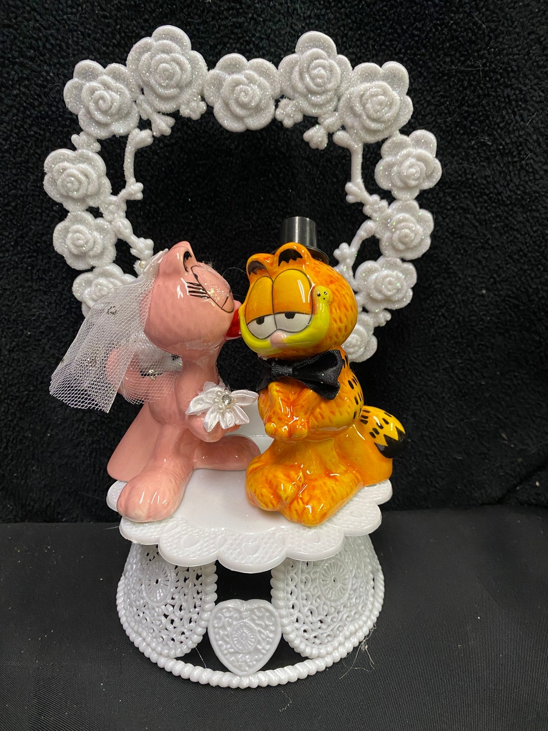Garfield & Arlene Wedding Cake Topper the Kiss Tails Cat Kiitty Custom ...