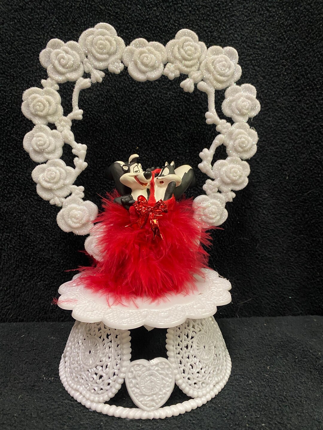 Pepe Le Pew & Poor Penelope Looney Wedding Cake Topper Top Skunk Cat WB ...