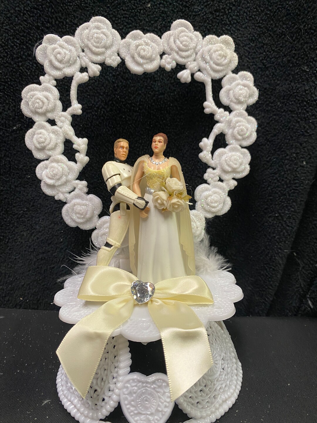 STAR WAR Han Solo Princess Liea Wedding Cake Topper Out of This World ...