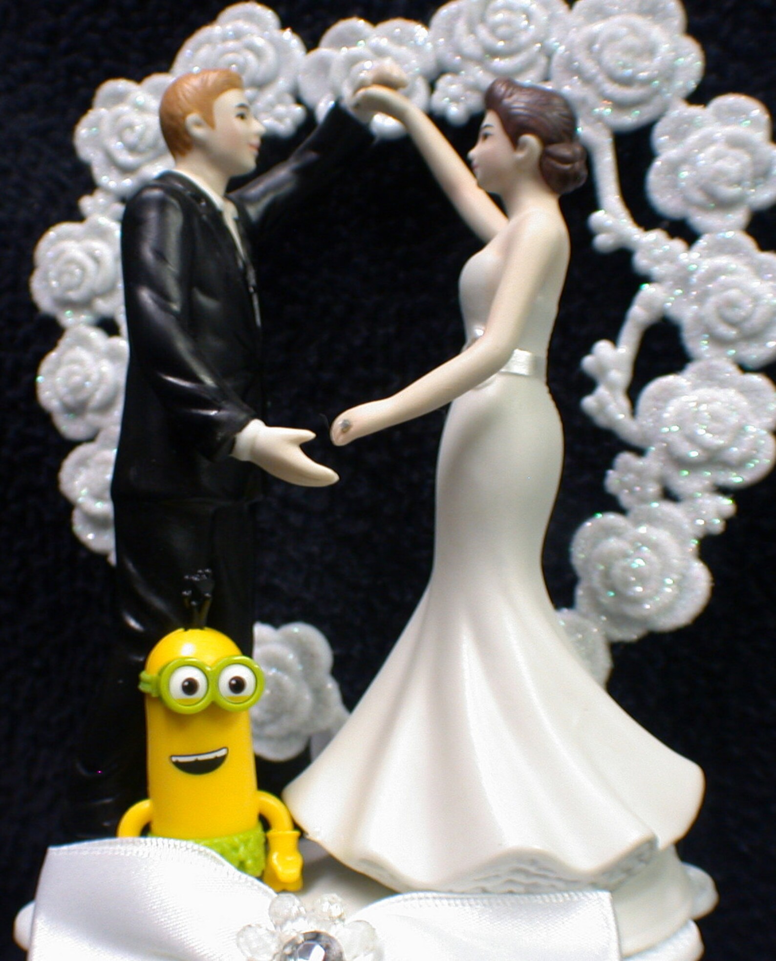 Despicable Me Minion Wedding Cake Topper First Dance Groom Top Child ...