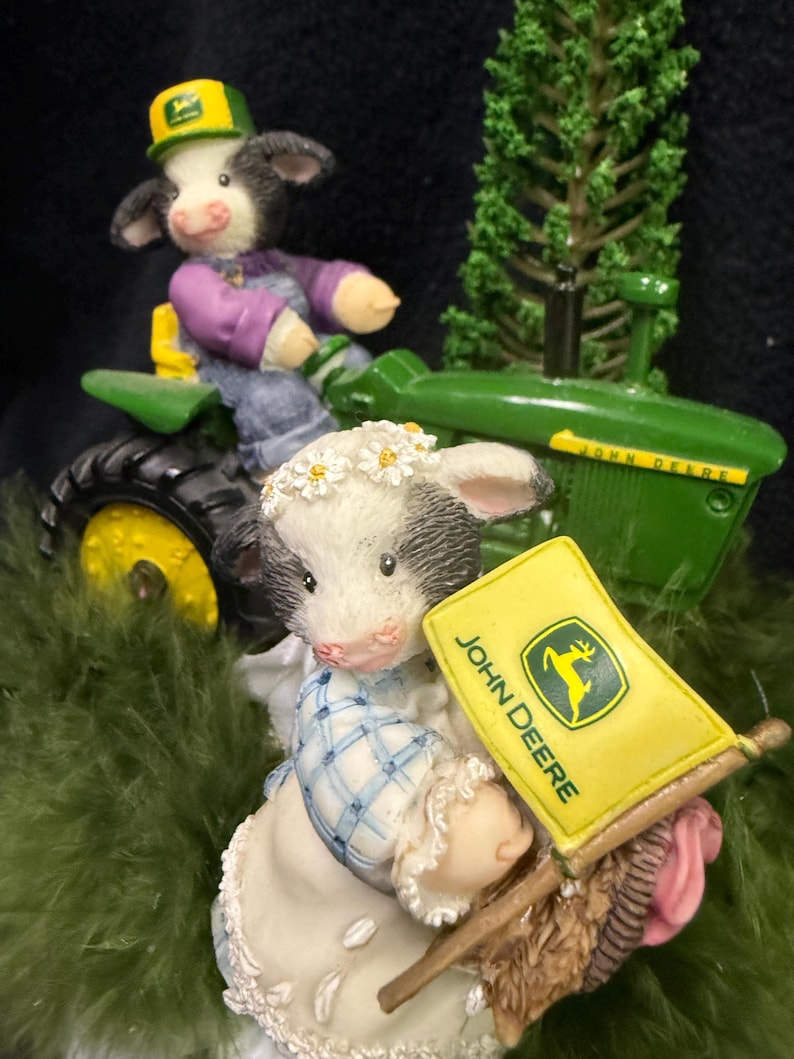 John Deere Tractor Country Western Wedding Theme, Cake Topper Groom ...