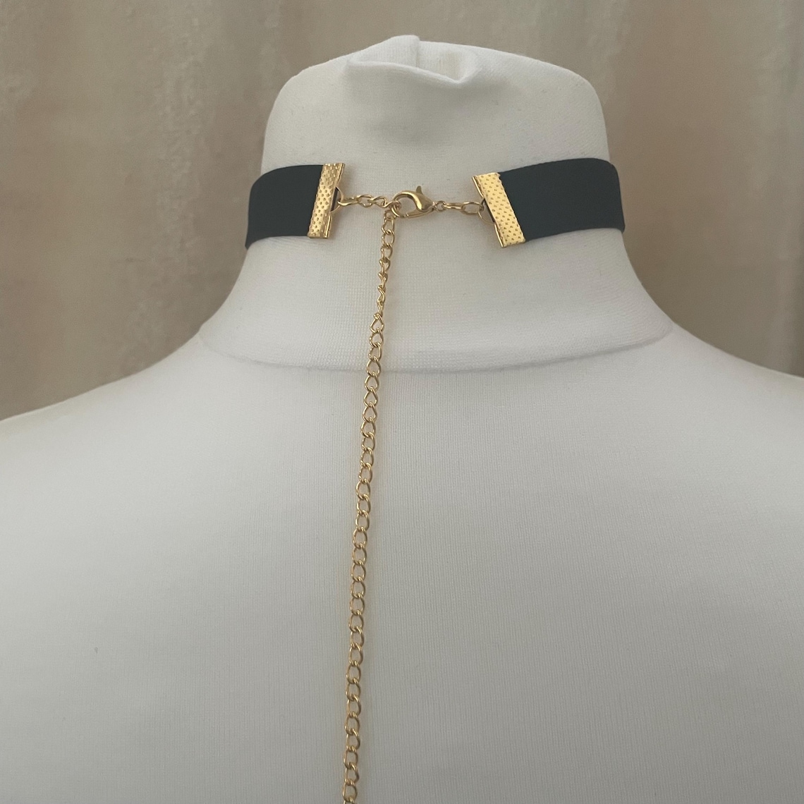 Black Velvet Ribbon Art Deco Style Choker, Ancient Gold Ornate Black ...