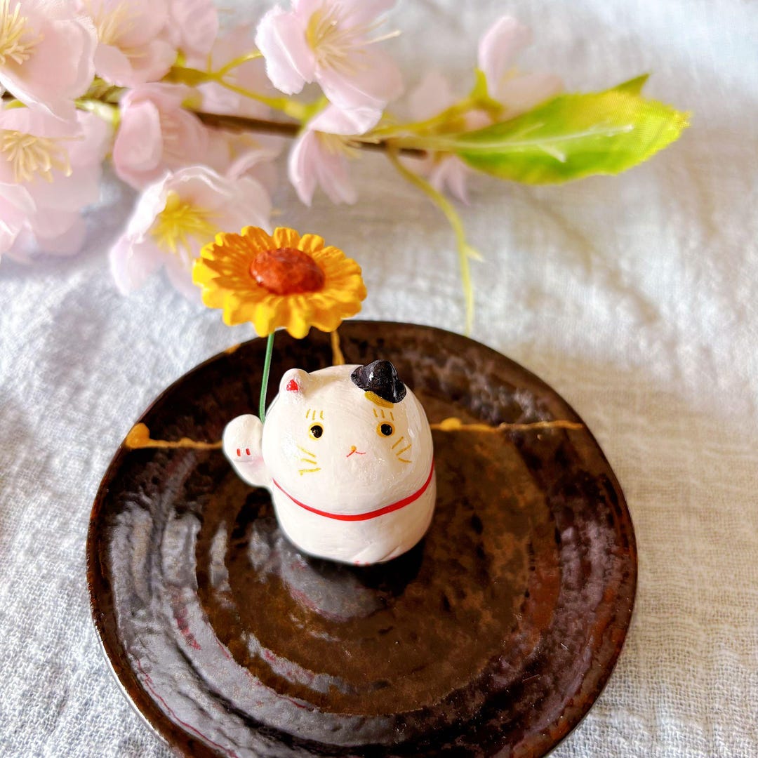 Japanese Kintsugi-style Ring Dish and Lucky Cat Set | Lucky Cat Ring ...