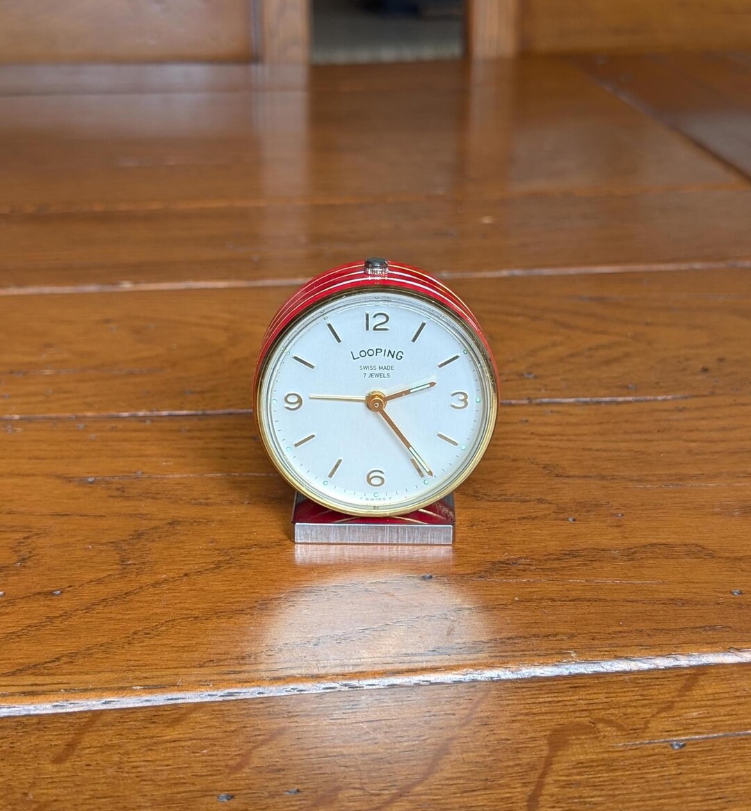 Looping 2055 Swiss Vintage Alarm Clock: Red & Gold Design - Etsy