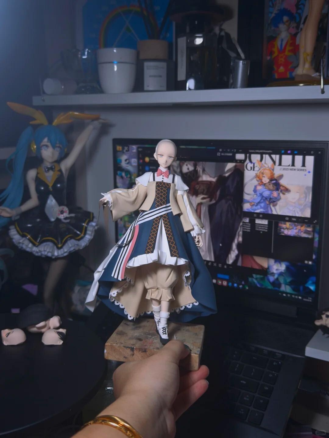 Scale Figure Commission: Custom Clay Figures Based on Images or Idea ...